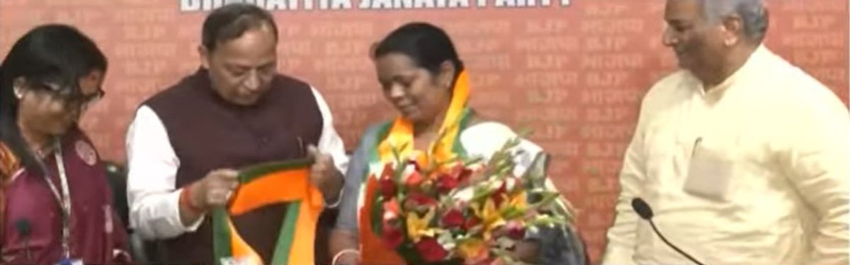 Rajya Sabha MP from Odisha Mamata Mohanta joins BJP a day after ...