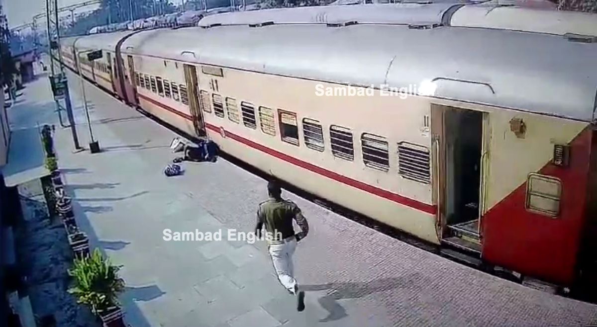 Woman jumps off after boarding wrong train in Odisha; rescued by RPF ...