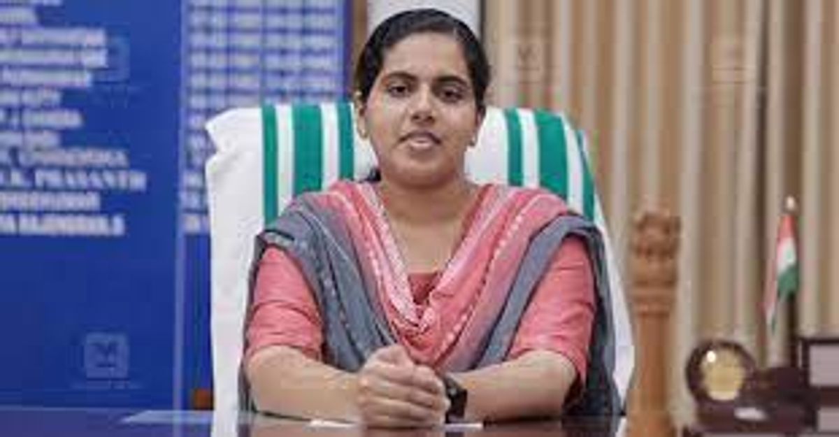 തിരുവനന്തപുരം കോ‍‍ർപറേഷൻ മേയർ ആര്യാ രാജേന്ദ്രന്റെ ശുപാർശ കത്തി