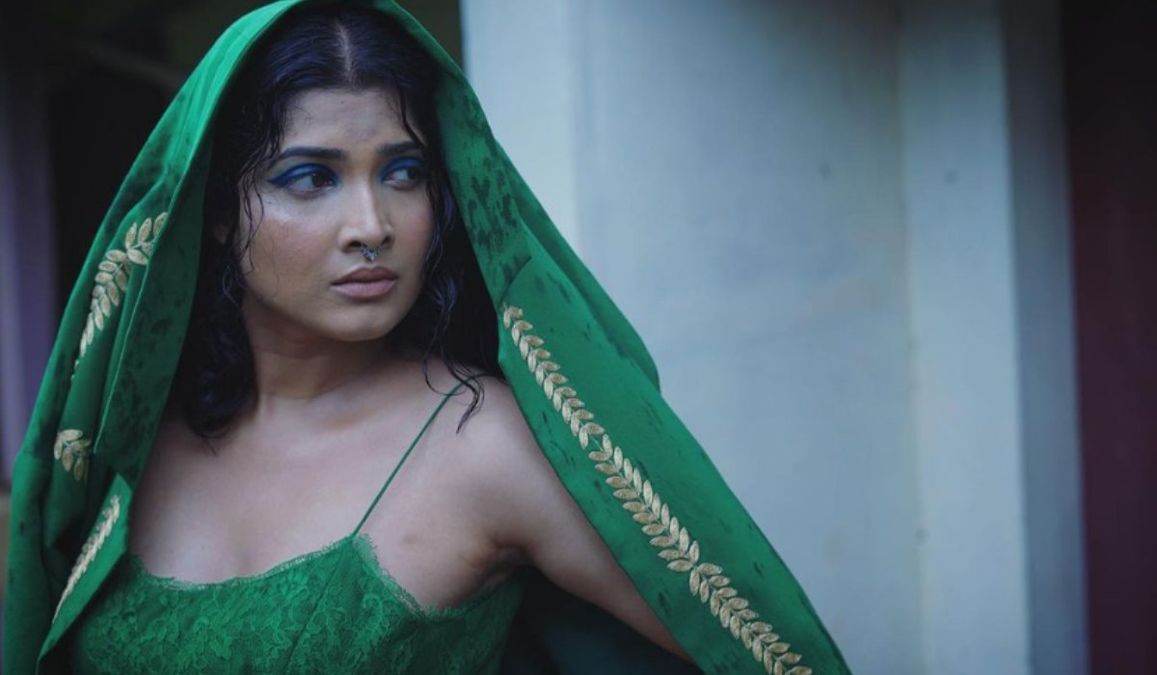 Malayalam Star Divya Prabha Alleges Harassment By Drunk Man On Flight