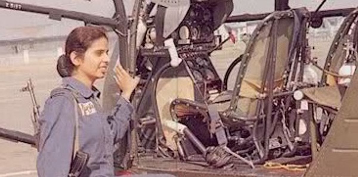 Gunjan Saxena, salute the first Indian woman who flew in Kargil's combat zone