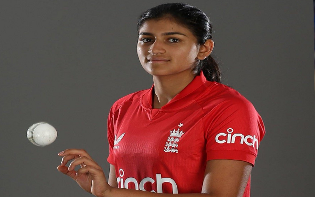 MS Dhoni fan-girl Mahika Gaur rewrites history after representing two ...