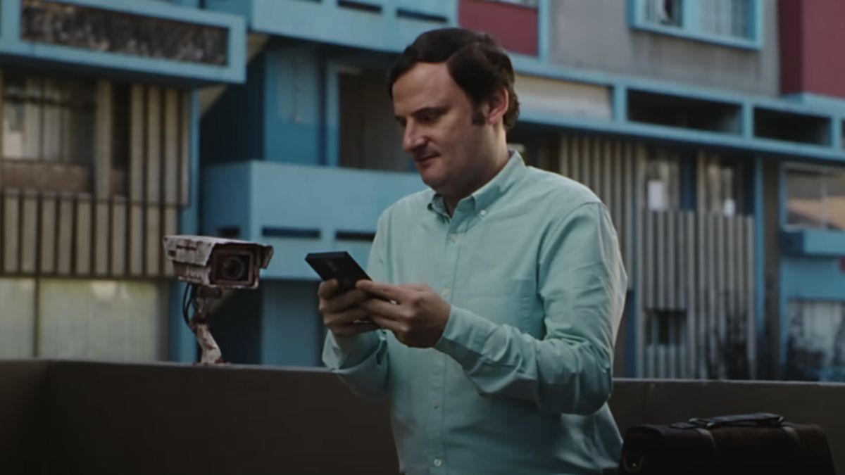 Apple highlights Safari's privacy features against online surveillance ...