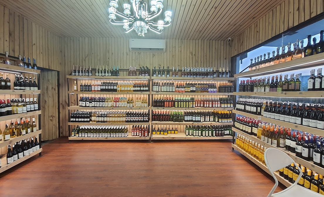 Retail liquor outlets in Gurugram hike prices