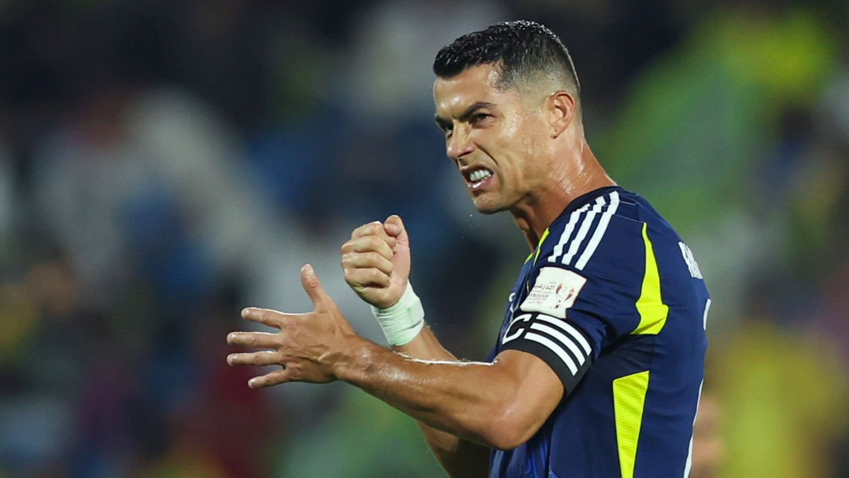 WATCH: Cristiano Ronaldo performs a 'Go to Sleep' gesture to his team ...