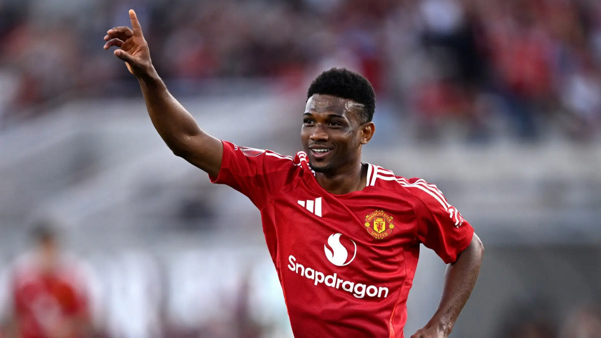 Why is Amad Diallo not starting vs Liverpool today?