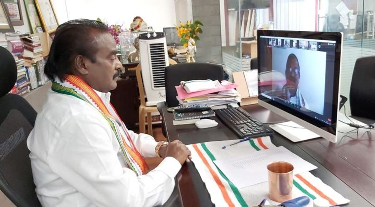 வசந்தகுமார் வளர்ந்த கதை: இளைஞர்களின் உந்து சக்தியாக வெளிப்பட்டவர்