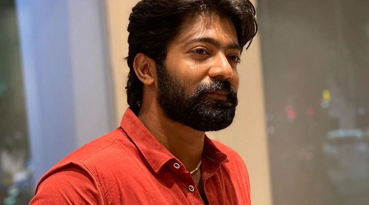 மாமனார் இல்லாத வீட்டில் காதல் : பாக்கியலட்சுமி செழியன் புது அவதாரம்