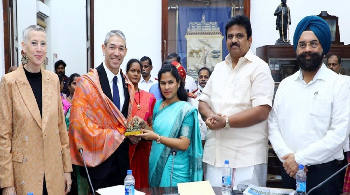 சென்னை மேயருடன் அமெரிக்க மேயர் சந்திப்பு; ரிப்பன் மாளிகை பராமரிப்புக்கு ...