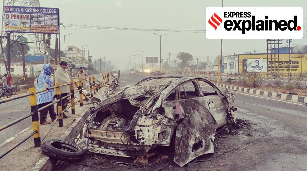 ரிஷப் பண்ட் விபத்து: கார் கொழுந்துவிட்டு எரிய தீ தூண்டப்படுவது எப்படி?