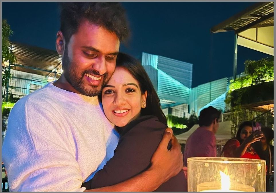 மாலை மங்கும் நேரம்! அமீர், பாவனி கியூட் ஸ்டில்ஸ்