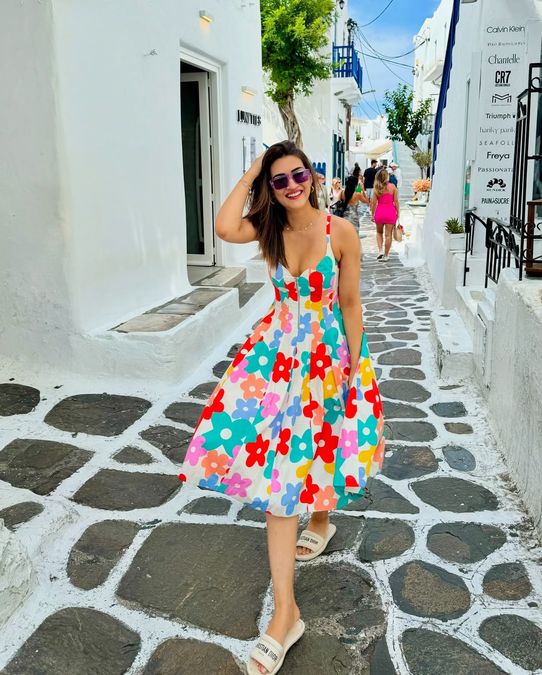 Kriti Sanon: Journey, Education, and Net Worth of the Bollywood Star