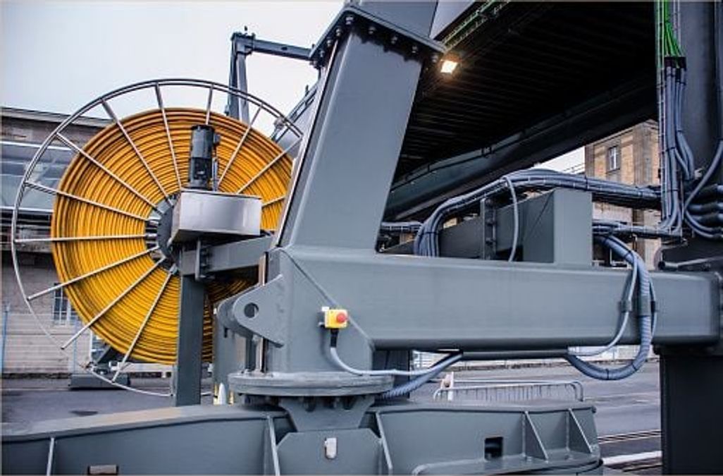 Orient Link, NEC to construct a 8,100-kilometer long optical submarine ...