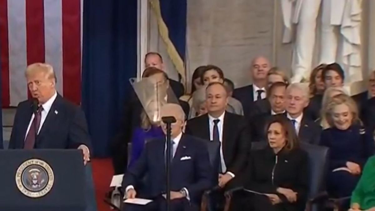 Watch: Hillary Clinton laughs as Trump says Gulf of Mexico will be ...