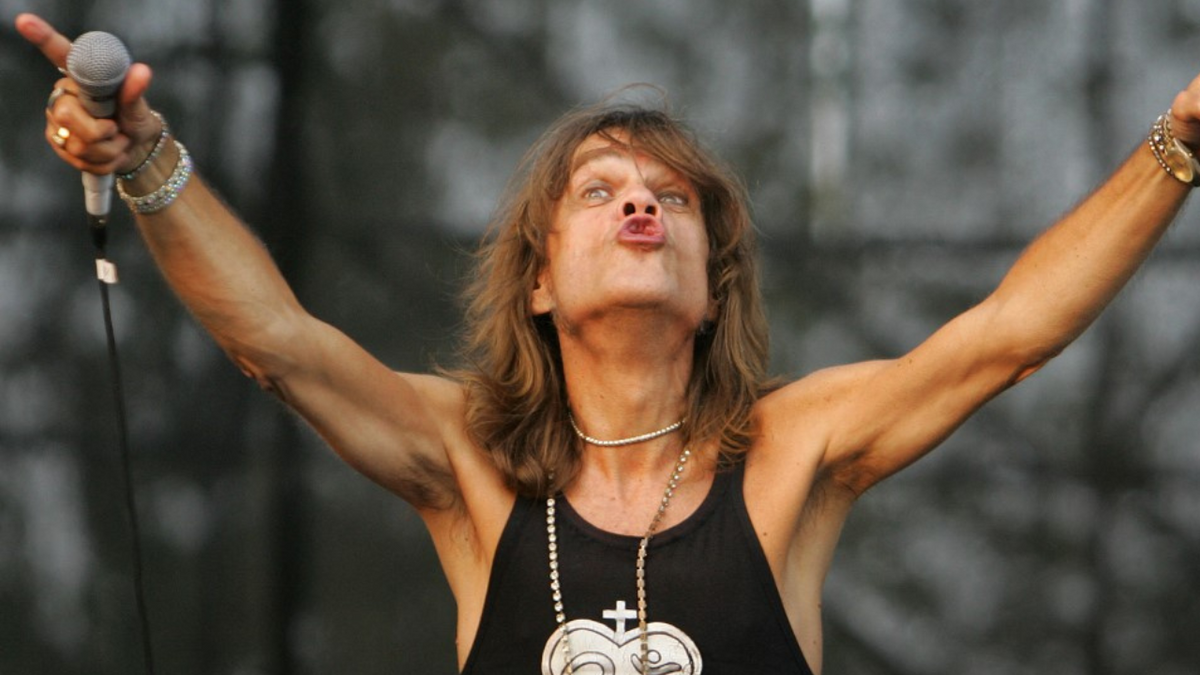 David Johansen, New York Dolls frontman, dies of cancer at 75