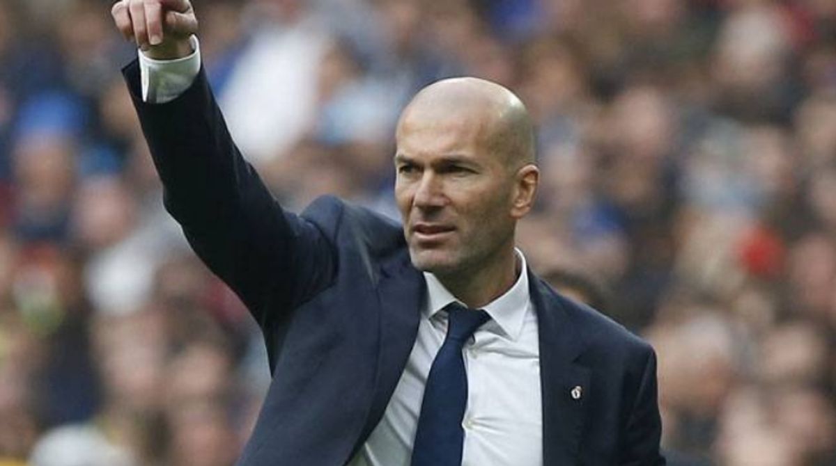 Zinedine Zidane will be managing again soon, says son Enzo