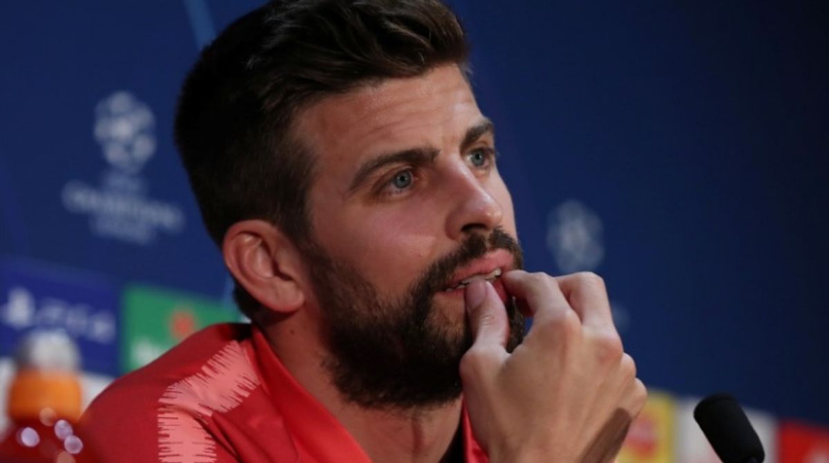 FC Barcelona's Gerard Pique sustains knee ligament sprain: Club