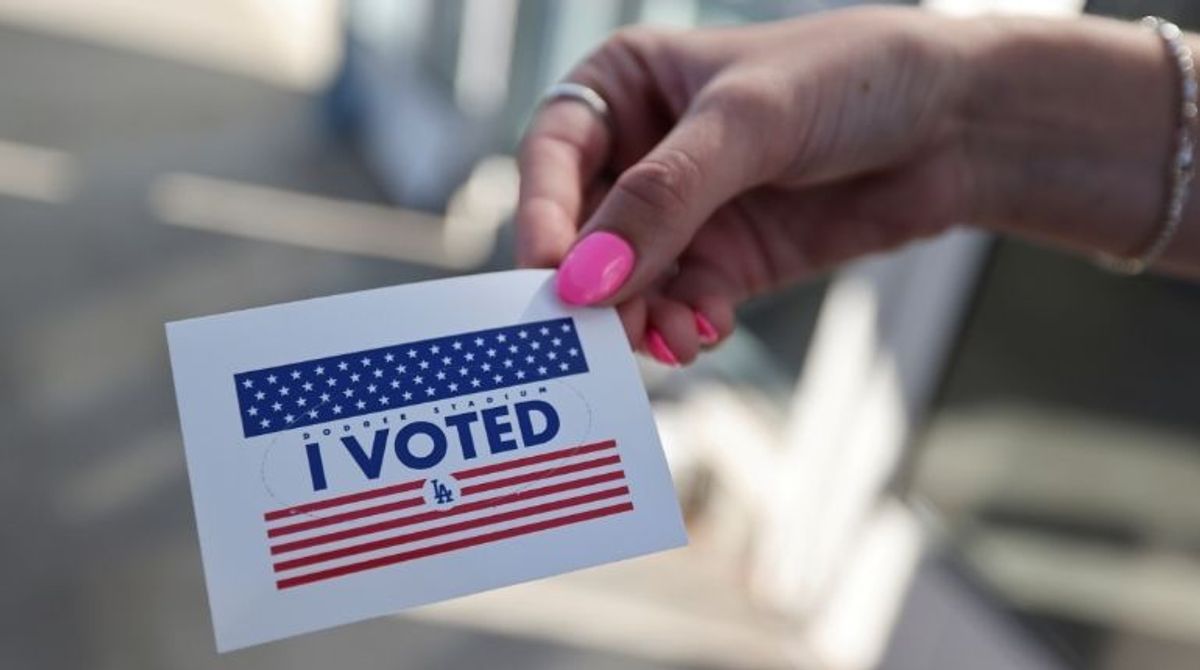 Trump administration politicized some intelligence on foreign election ...