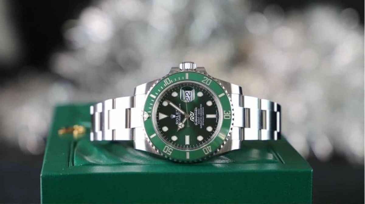 'Rolex Rippers' strike southern England, police warn people to be vigilant