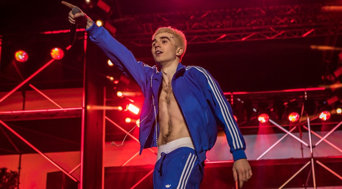 A Polish rapper goes from scandal to superstar