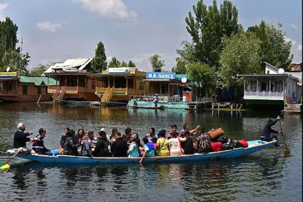 Boosting Tourism along the LoC, border towns of J&K welcome tourists