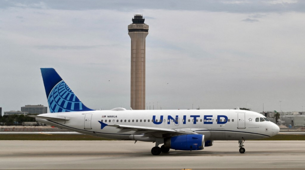 Watch: United Airlines plane loses wheel in dramatic takeoff from Los ...