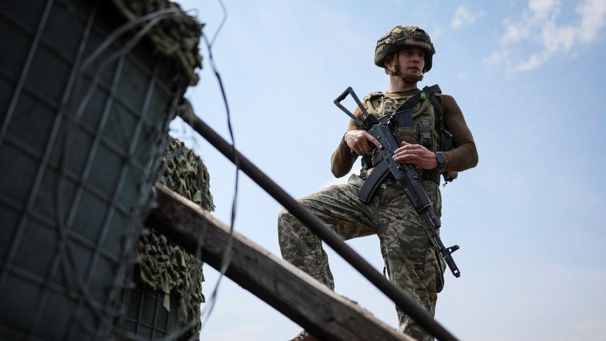 High-tech Western weapons pose challenge for untrained Ukrainian soldiers