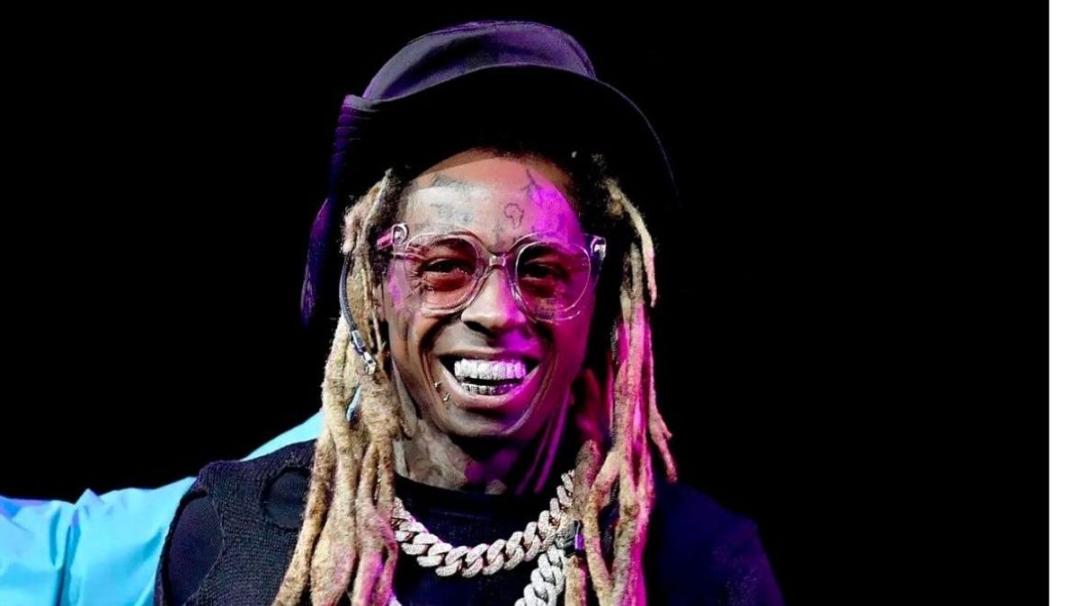 Rapper Lil Wayne sued for assault by former bodyguard Carlos Christian