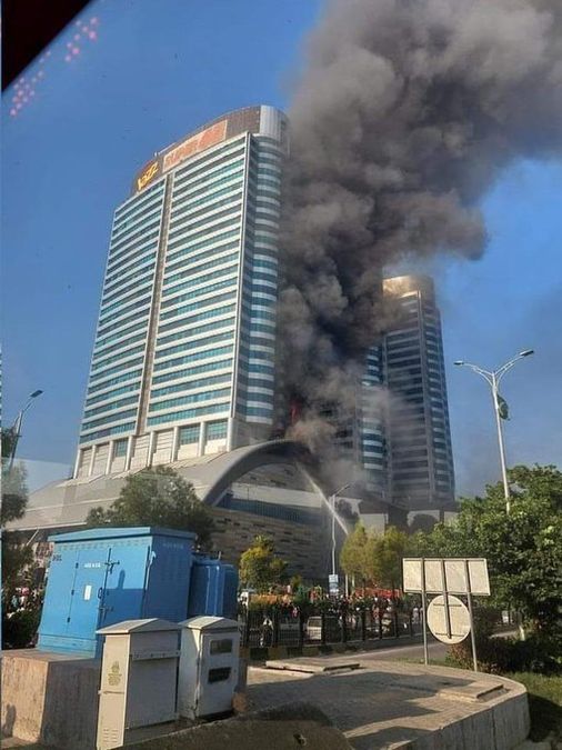 WATCH: Massive fire erupts at Centaurus mall in Pakistanâ s Islamabad