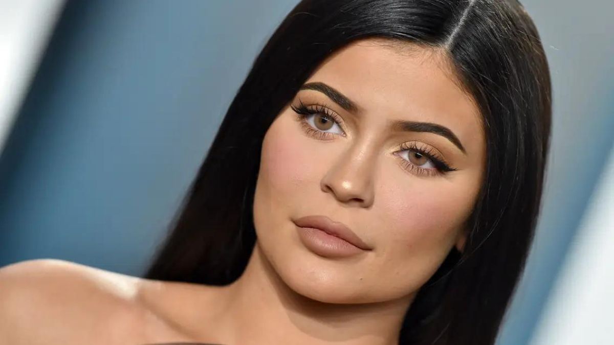 Kylie Jenner calls out her family for setting unrealistic beauty standards Kylie Jenner calls out her family for setting unrealistic beauty standards