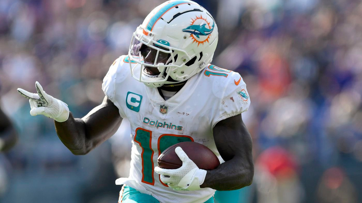 NFL: Dolphins WR Tyreek Hill under investigation on assault charges