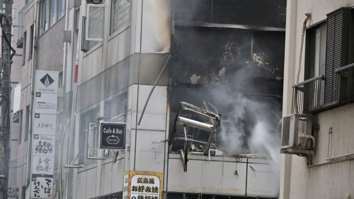 Explosion in downtown Tokyo building, gas leak suspected to be the cause