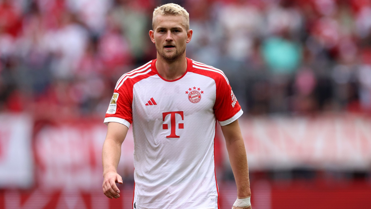 Matthijs de Ligt claims referee apologised to him for 'mistake' that ...