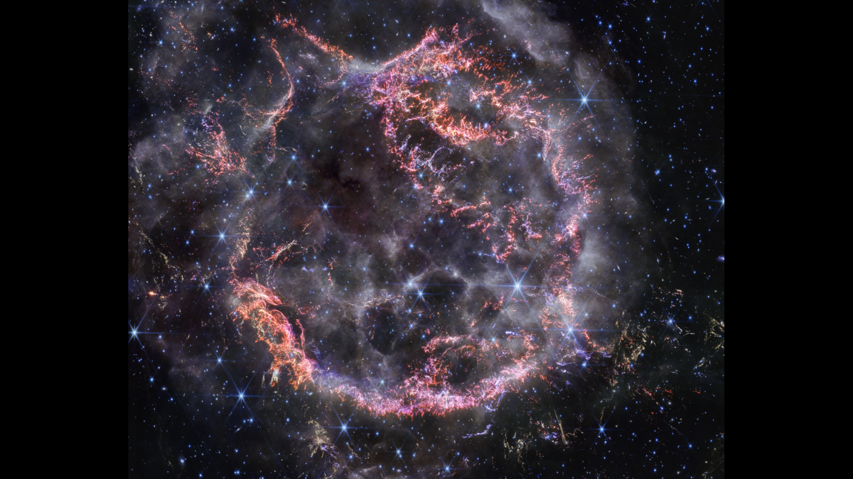James Webb captures smashing images of a star that exploded