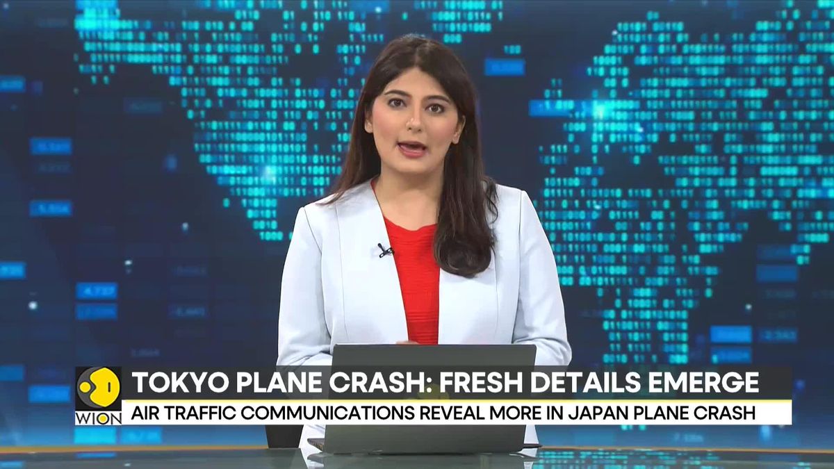 Japan launches probe into Tokyo runway plane crash