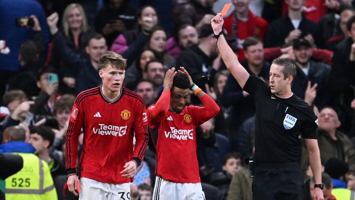 FA Cup – Manchester United’s Amad Diallo shown red card after extra ...