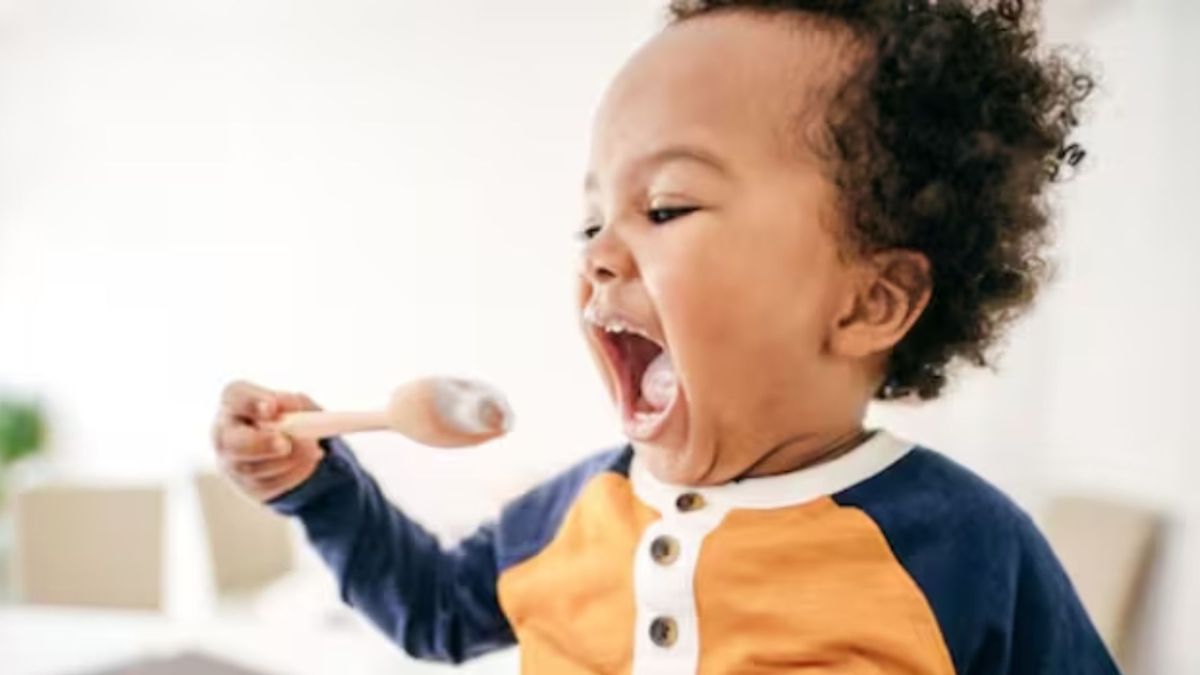 This 3-year-old child in UK can’t stop eating foam, plaster, and wool ...