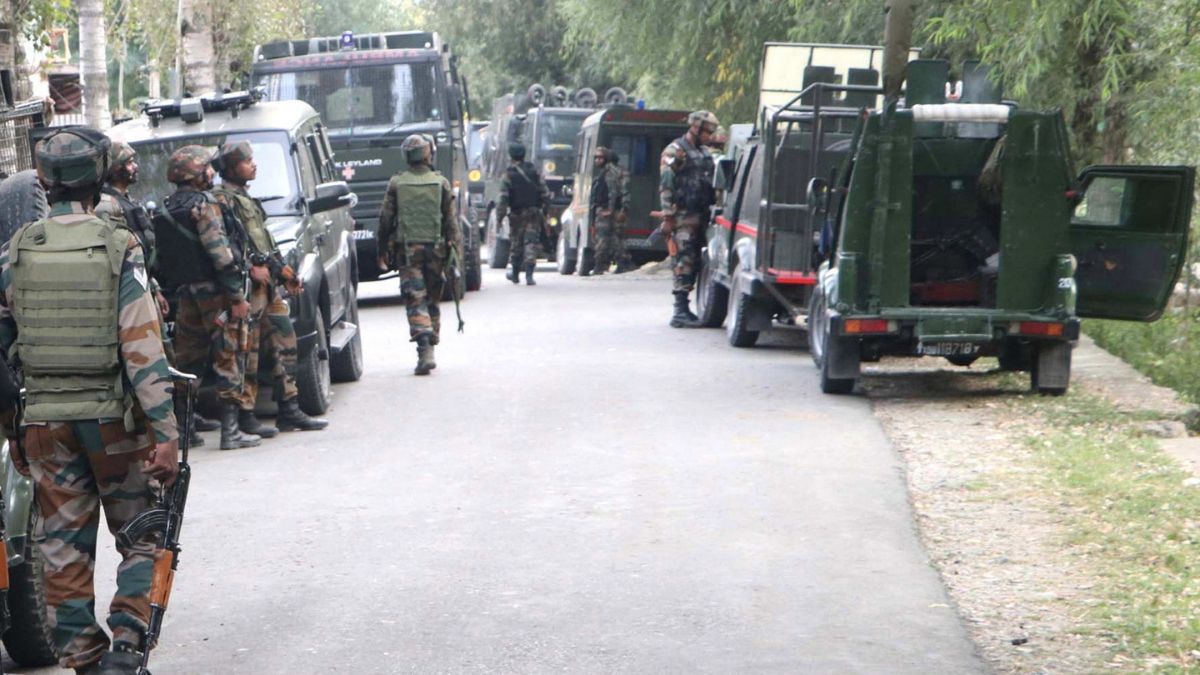 Indian army foils infiltration bid along LoC in J&K, one soldier injured