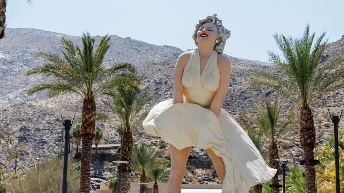 Marilyn Monroe's iconic statue lands in trouble because of her visible ...