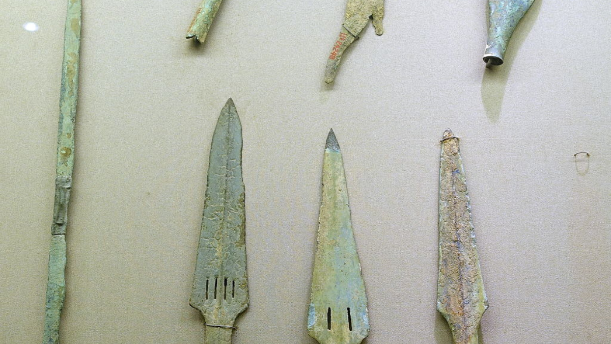 Humans planted pikes and did not throw spears to kill mammoths in Ice ...