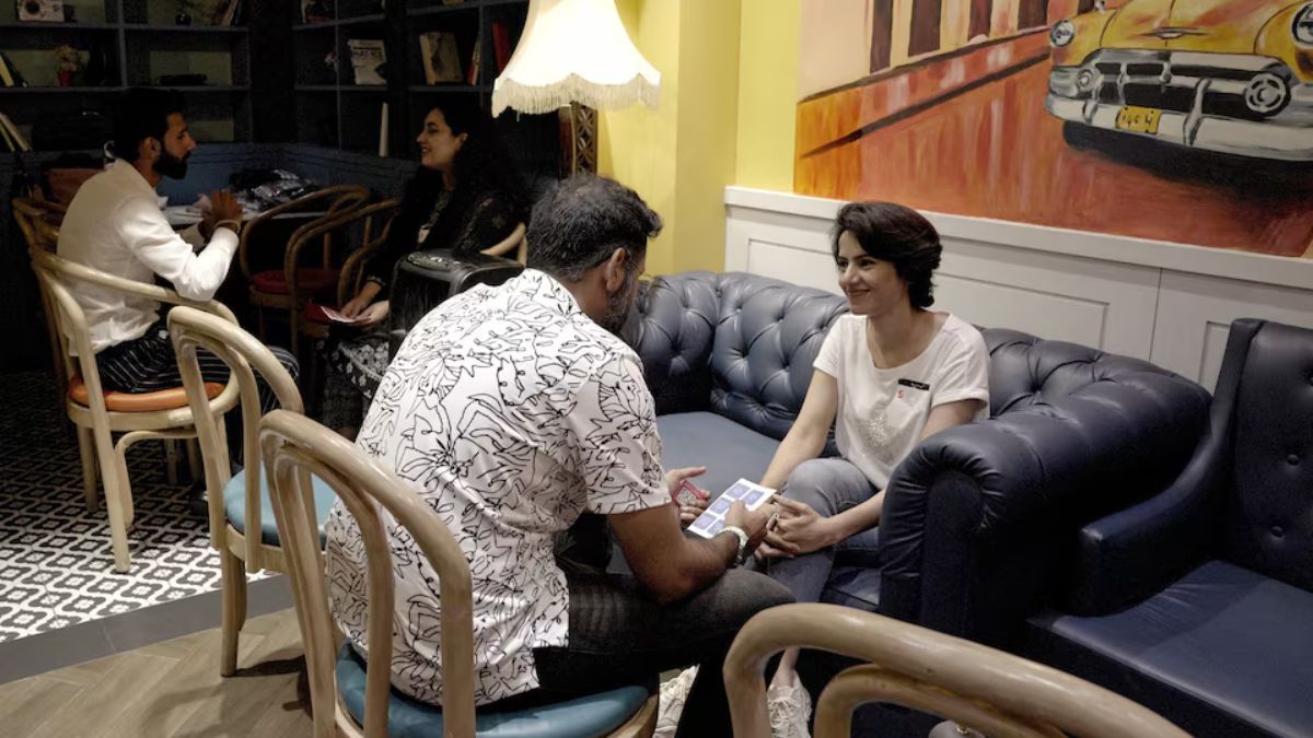 Pakistani singles defy tradition, search for spouses in person