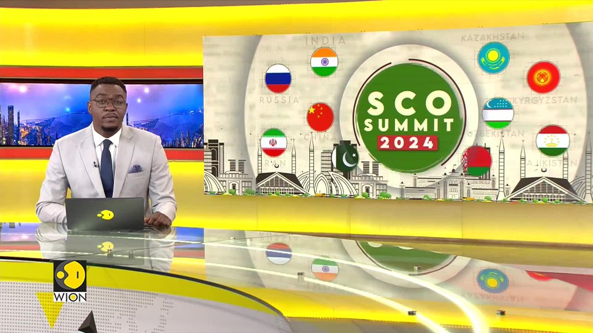 SCO Summit 2024: Pakistan PM Shehbaz Sharif Welcomes Indian EAM S Jaishankar at SCO Summit Venue