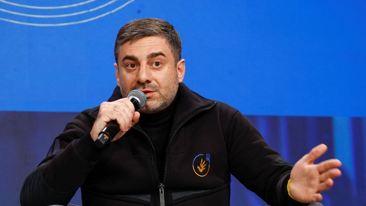 Ukraine calls on Russia to provide POW list, accuses Moscow of slowing ...