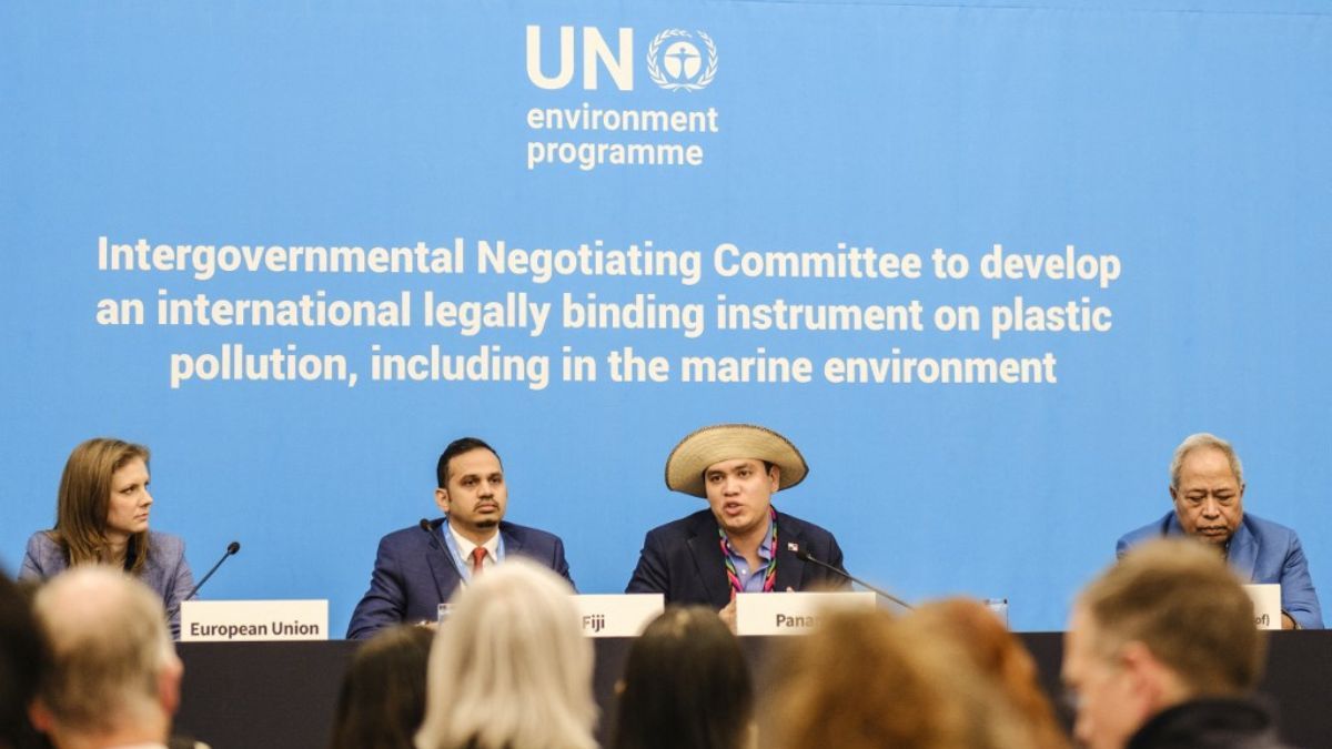 Global plastic pollution treaty talks fail to meet deadline amid deep ...