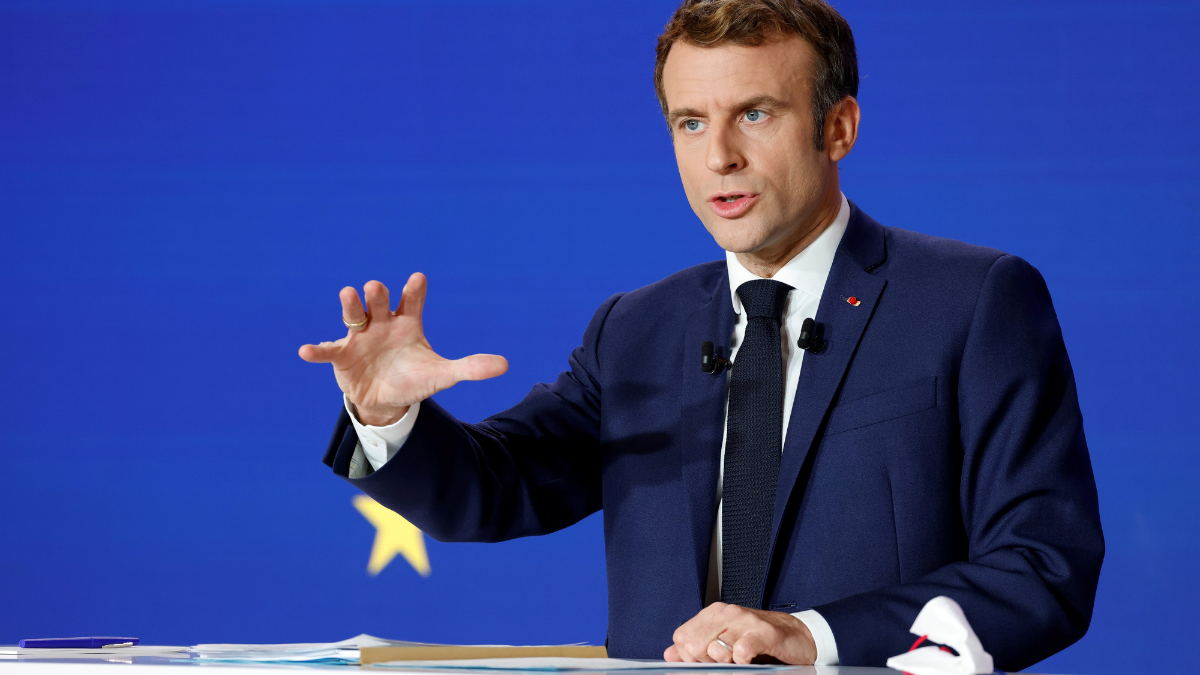 Macron names new French government: Former PMs return; foreign, defence ...