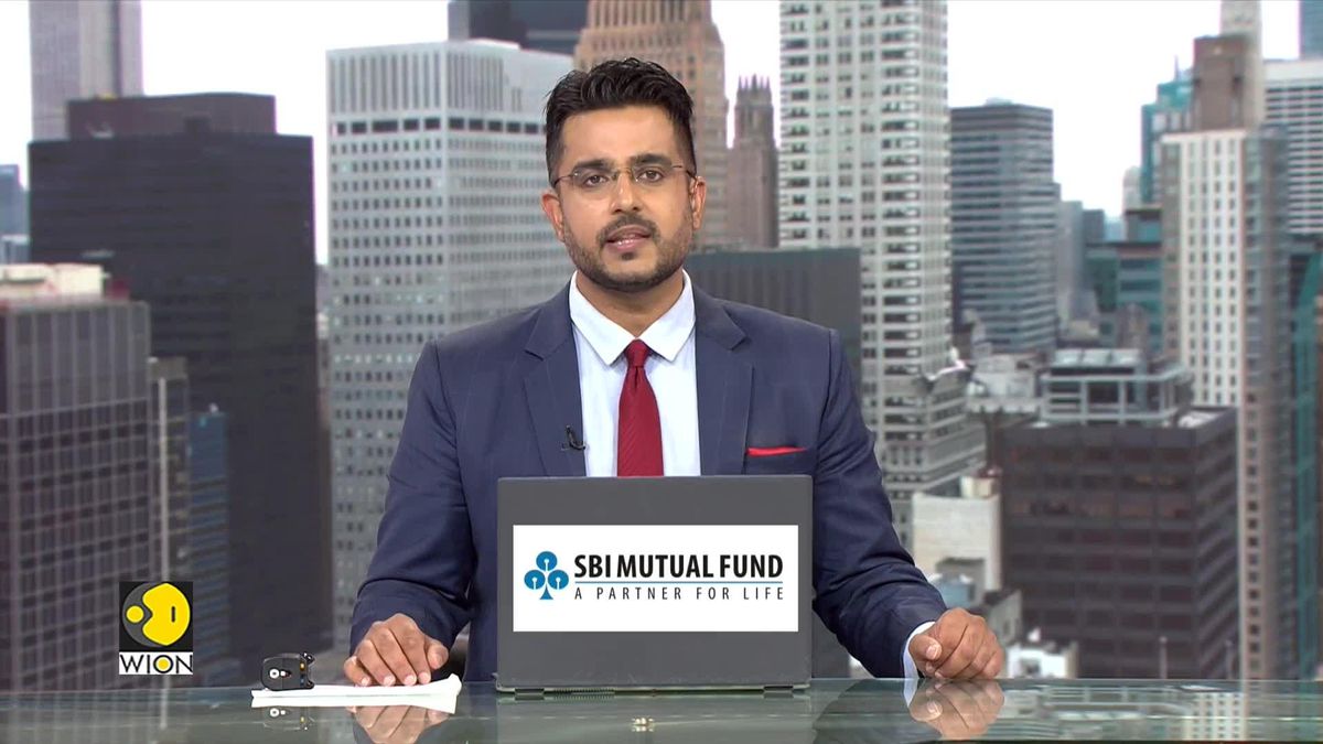 London: 10th Annual 'Santa Cruise' with Army of Santas Marching Down ...