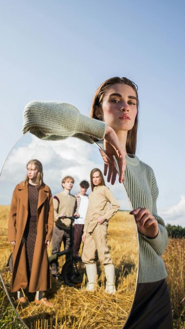 5 Colour Combinations That Make You Look Expensive