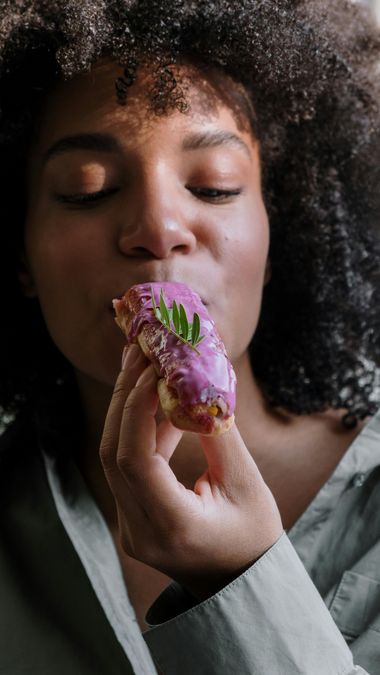 5 Foods to Satisfy Your Period Cravings