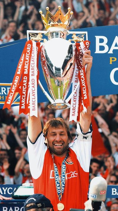 5 Invincible Teams in Football History