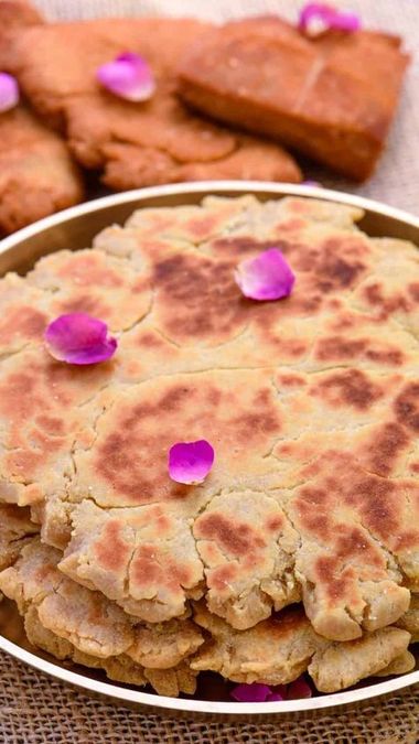 5 Delicious Sindhi Snacks You Can’t Afford to Miss